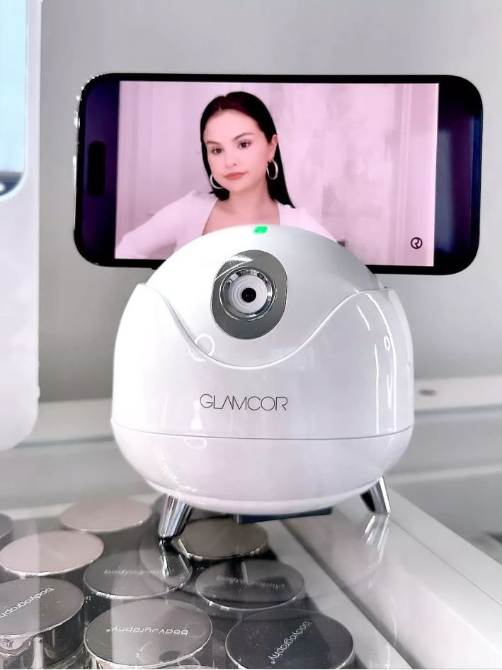 Glamcor - The Best Light For Professionals